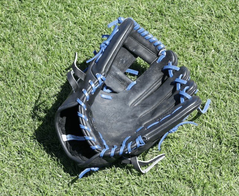 What Pros Wear: Best Third Basemen Gloves: Bryant, Machado, Donaldson