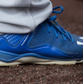 What Pros Wear: The Source for Pro Baseball Gloves, Cleats, Bats & Pro ...
