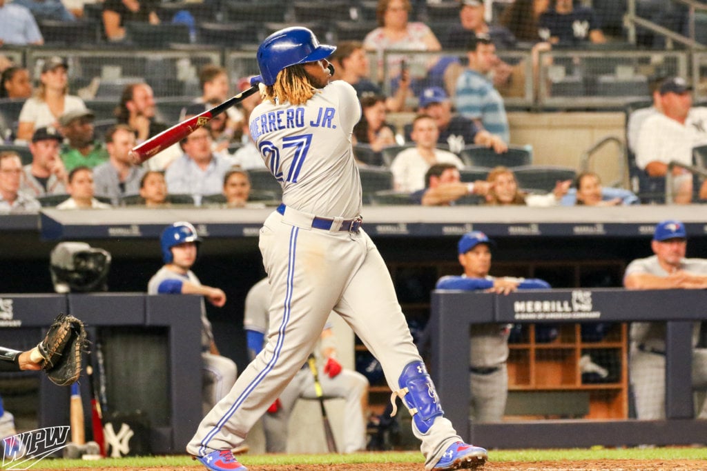 What Pros Wear: Vladimir Guerrero Jr.'s Louisville Slugger C243 Maple ...