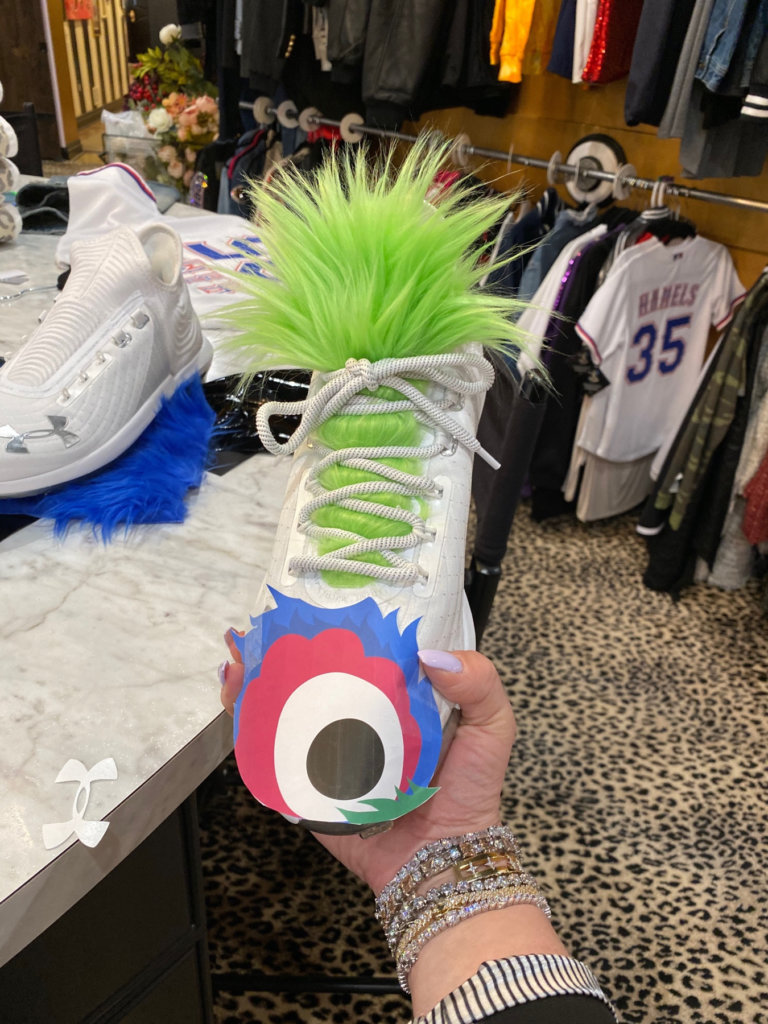 What Pros Wear: Bryce Harper's UA Harper 4 "Phabulous Phanatic" Cleats ...