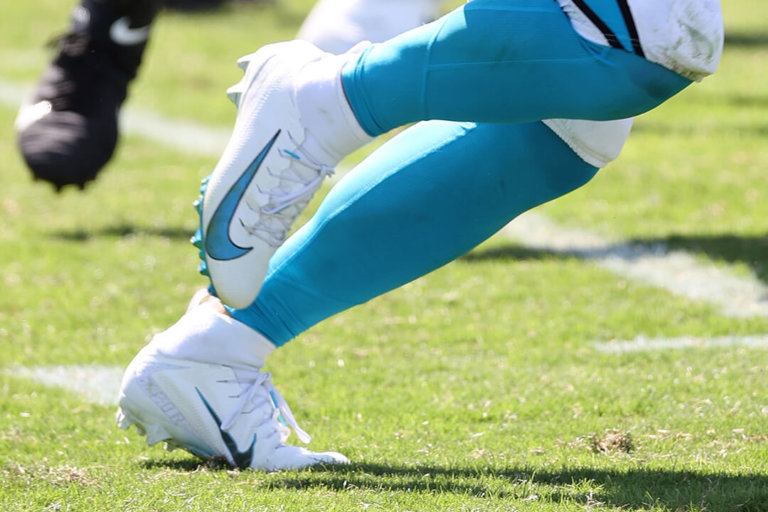 What Pros Wear: WPW Report: NFL Starting Running Backs 2020 (Helmets ...
