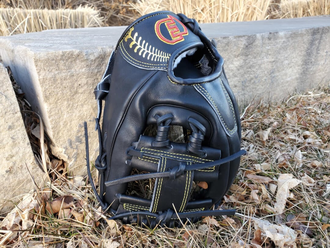 What Pros Wear: Unboxing, First Impressions | Force3 Elite Series F3 ...
