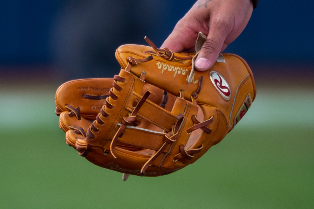 What Pros Wear: Manny Machado's Rawlings Pro Preferred PRONP5-7KR Glove ...