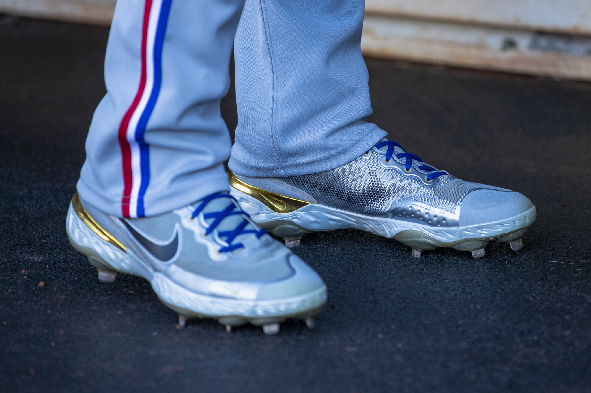 What Pros Wear: What Cleats Do Pro Baseball Players Wear? Here's Your ...