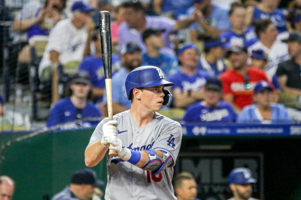 What Pros Wear: Will Smith's Louisville Slugger D200 Birch Bat - What ...