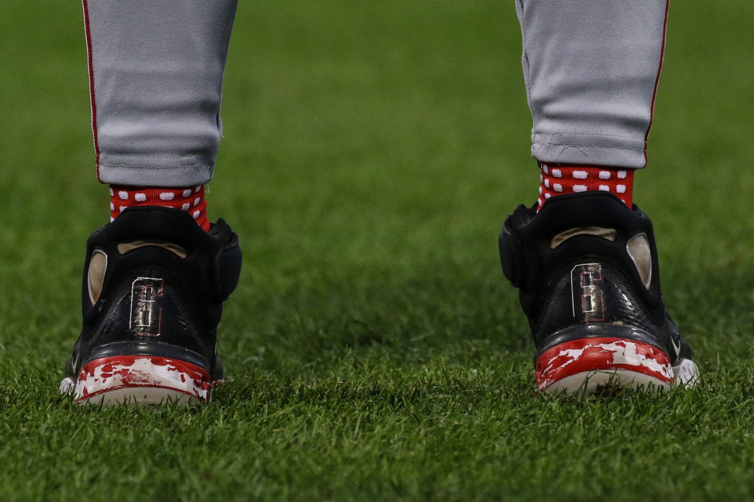 What Pros Wear: What Cleats Do Pro Baseball Players Wear? Here's Your ...