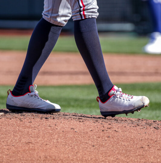 What Pros Wear: The Source for Pro Baseball Gloves, Cleats, Bats & Pro ...