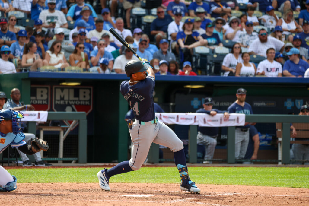 What Pros Wear: Julio Rodriguez's EvoShield Pro-SRZ 2.0 Batter's Leg ...