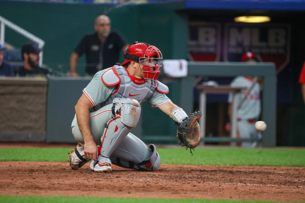 What Pros Wear: JT Realmuto's Nike Diamond Elite Catcher's Gear - What ...
